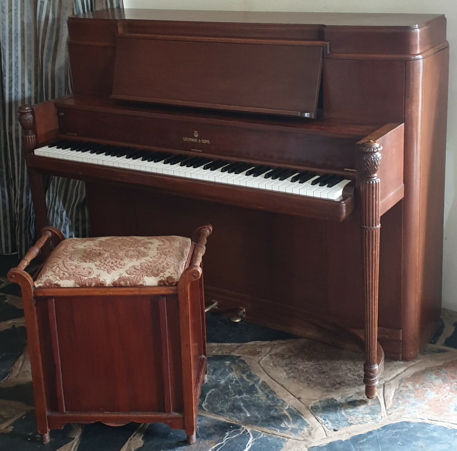 Steinway Upright Piano (751) | Eshelby Pianos