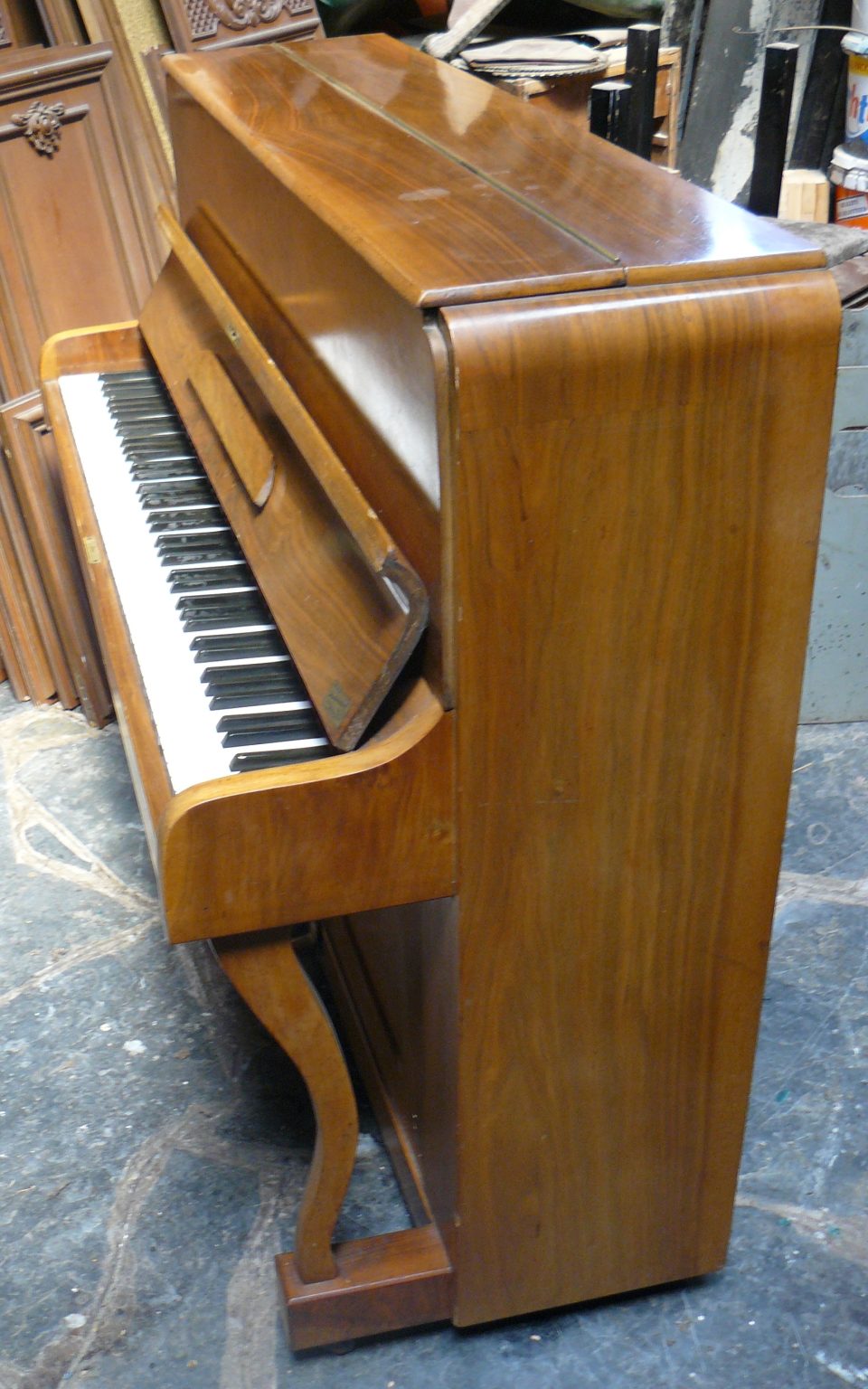 Bell Upright Piano (271) | Eshelby Pianos