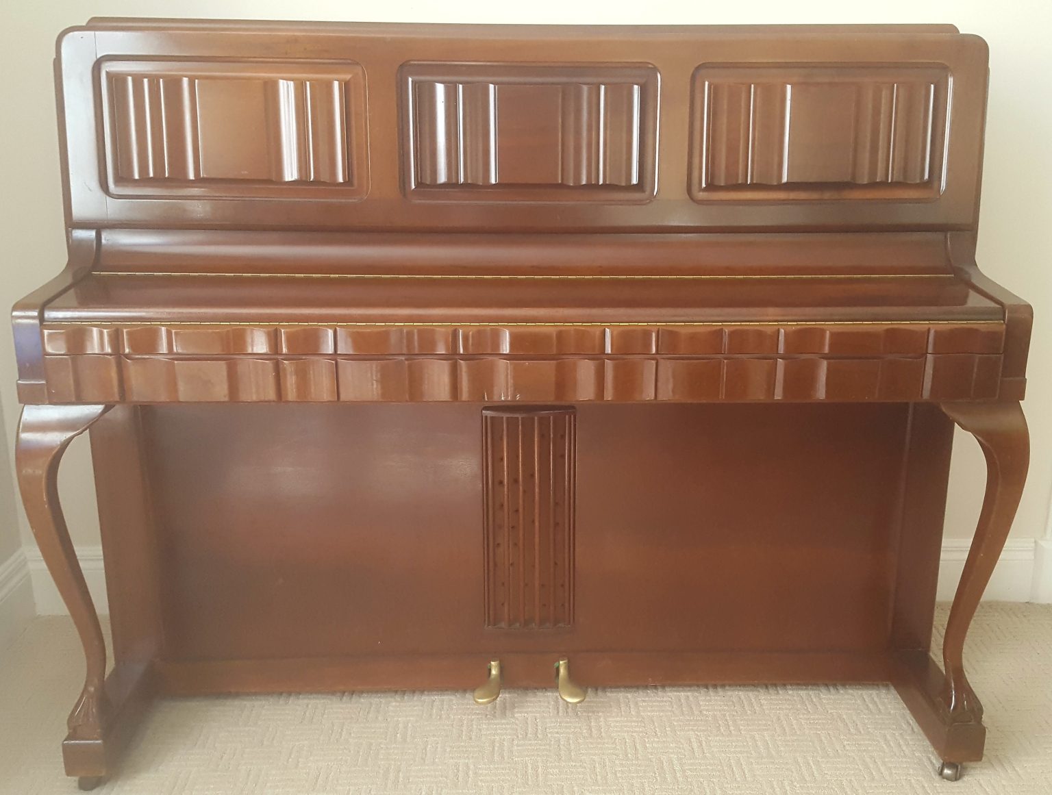 Knight Upright Piano (352) | Eshelby Pianos