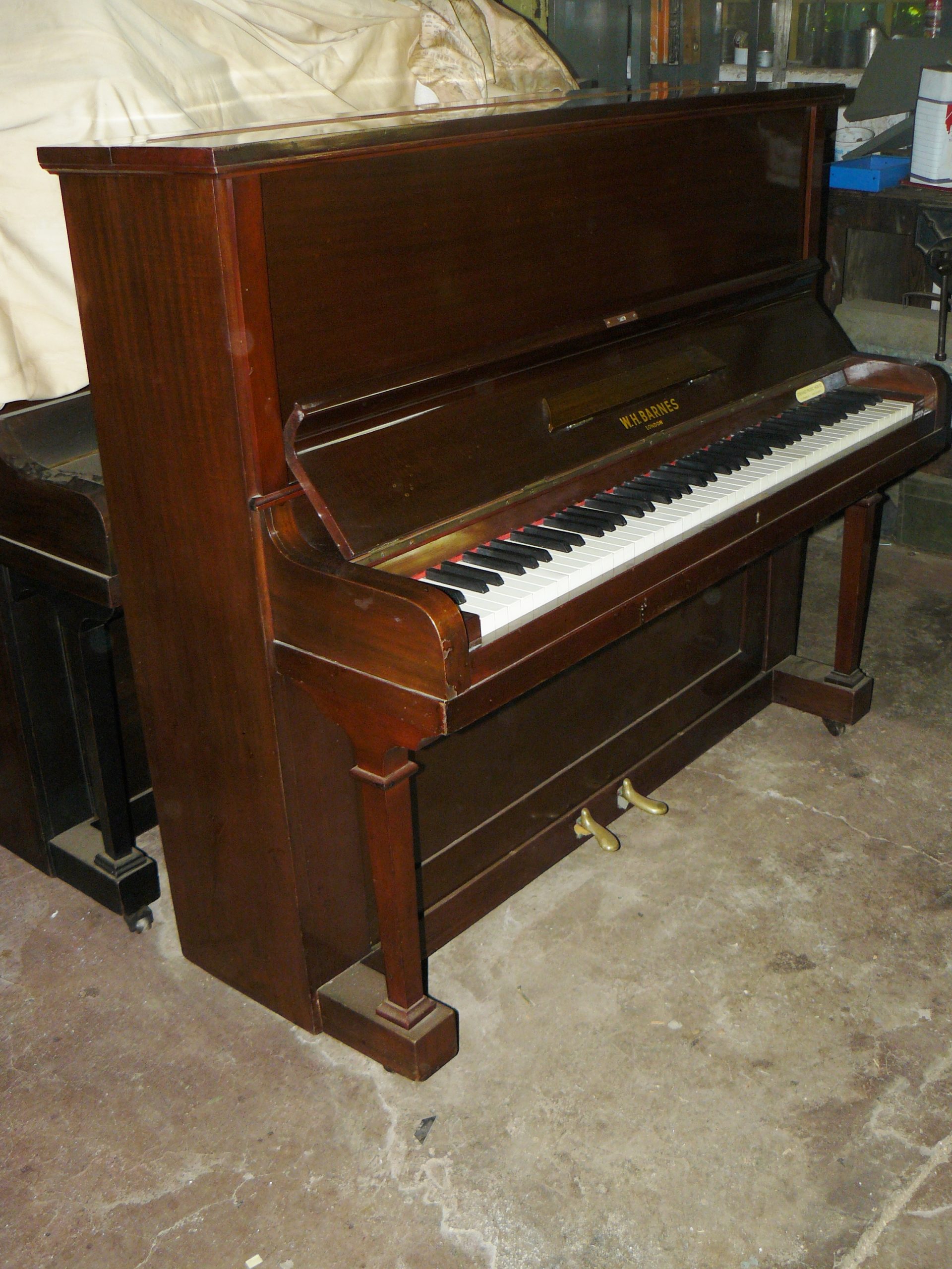 W. H. Barnes Upright Piano (064) | Eshelby Pianos